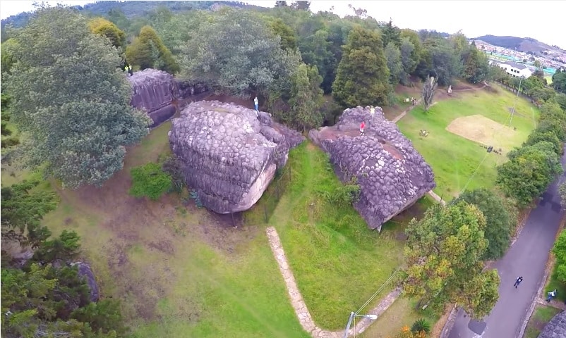 Facatativá parque arqueológico Piedras del Tunjo - Sky Zoom